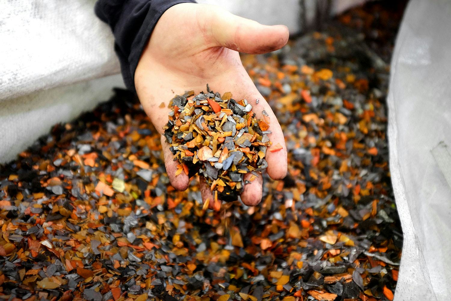 c4pa-shredded-plastic-from-cartridges-02.jpg?q=50&auto=compress&w=1